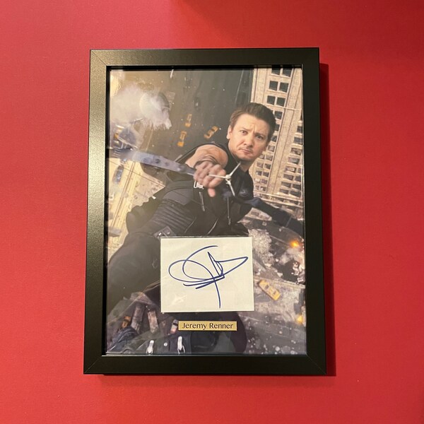 Jeremy Renner - Etsy