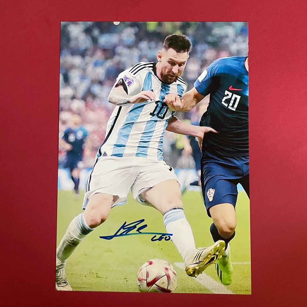 LIONEL MESSI - Authentic Hand-signed Photo Autograph With Coa - Etsy
