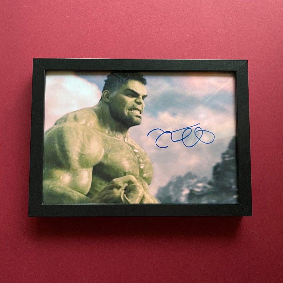 Framed MARK RUFFALO / Avengers: Hulk Authentic Hand-signed Photo ...