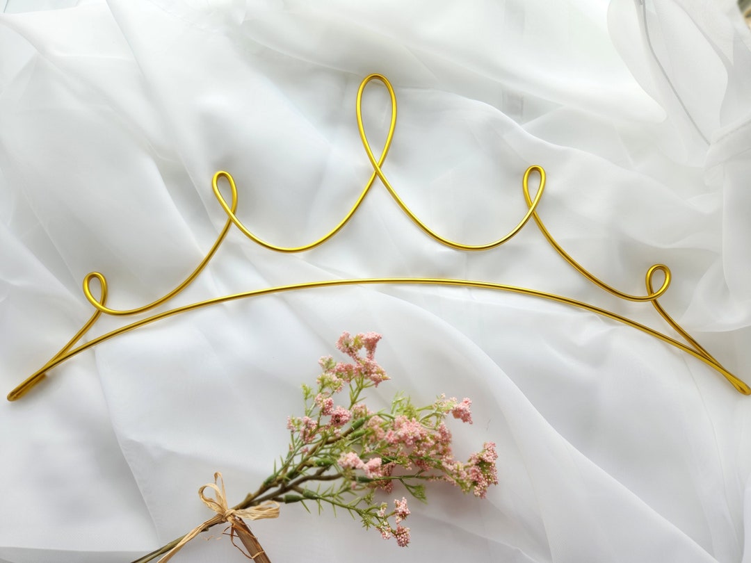 Tiara Crown Wire Wall Art Decor LARGE 20" | Princess Room Wall Art ...
