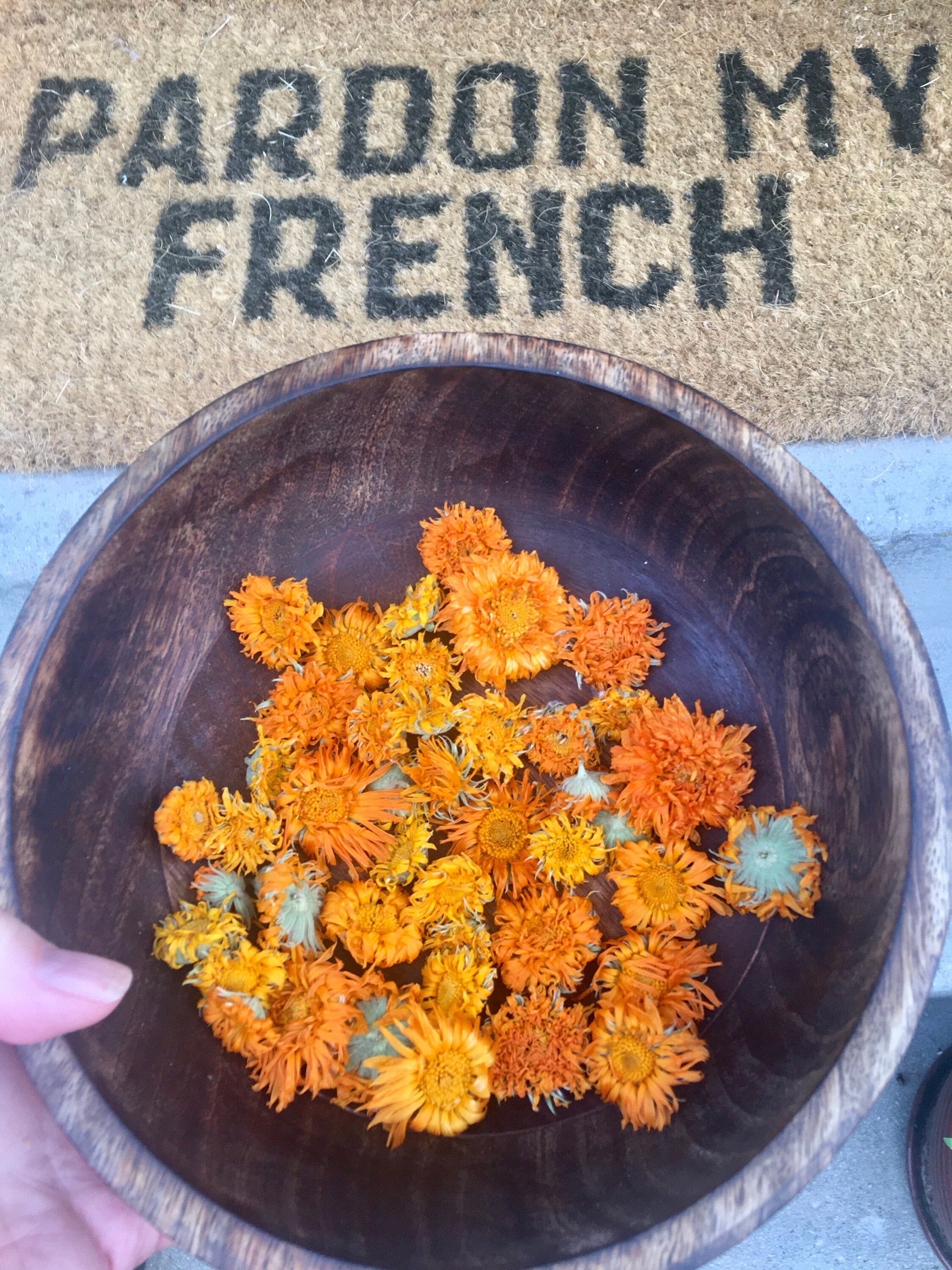 Apothecary — Raven Energy Herbal Apothecary