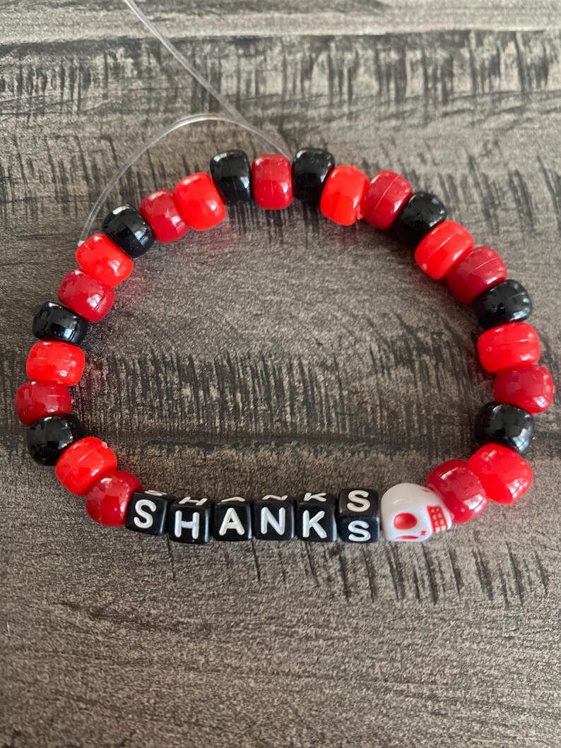 One Piece Beaded Bracelets/ Shanks/ Zoro/ Luffy/ Nami/ Robin/ Ussop ...