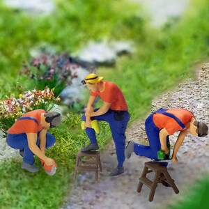 Miniature Repair Worker People Figure 1:64 Model Sand Table Scenery ...