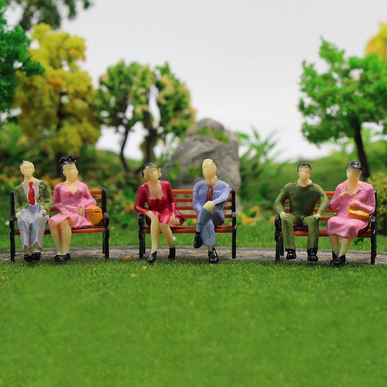 50pcs Miniature Seated People Figures 0 Scale 1:43 - Model Train ...