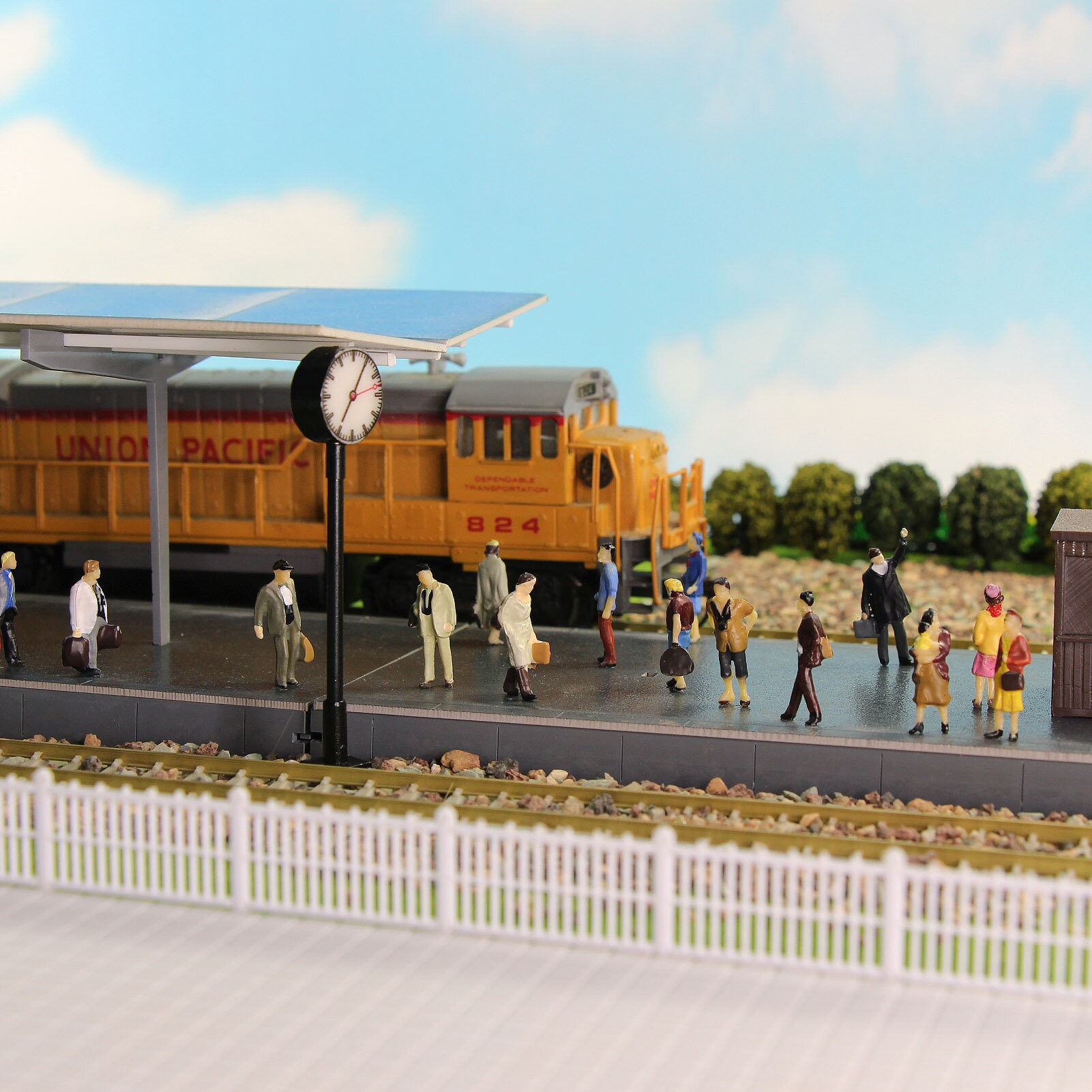 40 Pcs Miniature Standing People Passenger 1:87 Figures HO - Etsy