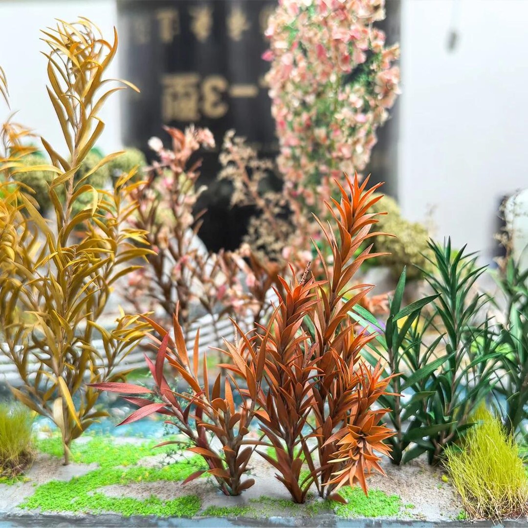 Miniature Wetland Reed Plants and Long Leaf Grass Clusters for HO OO N ...