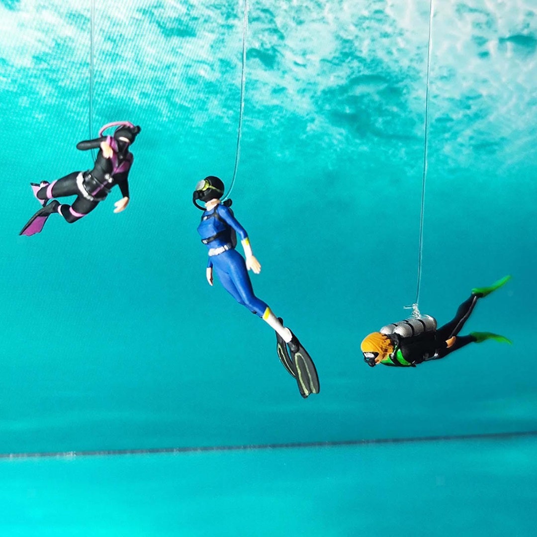 Miniature Diving People Figure 1:64 Models Landscape Building Scenery ...