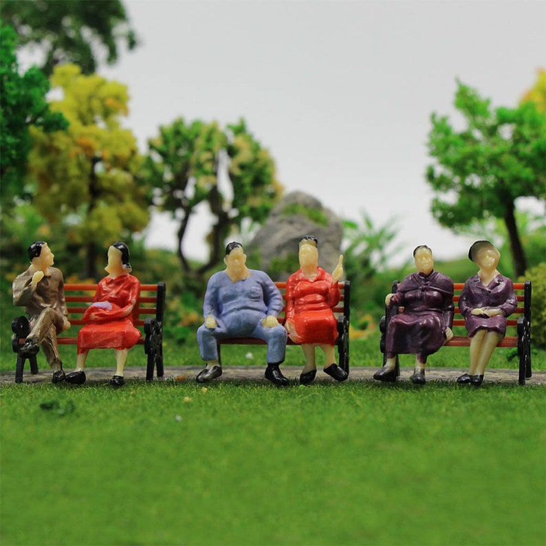 50pcs Miniature Seated People Figures 0 Scale 1:43 - Model Train ...
