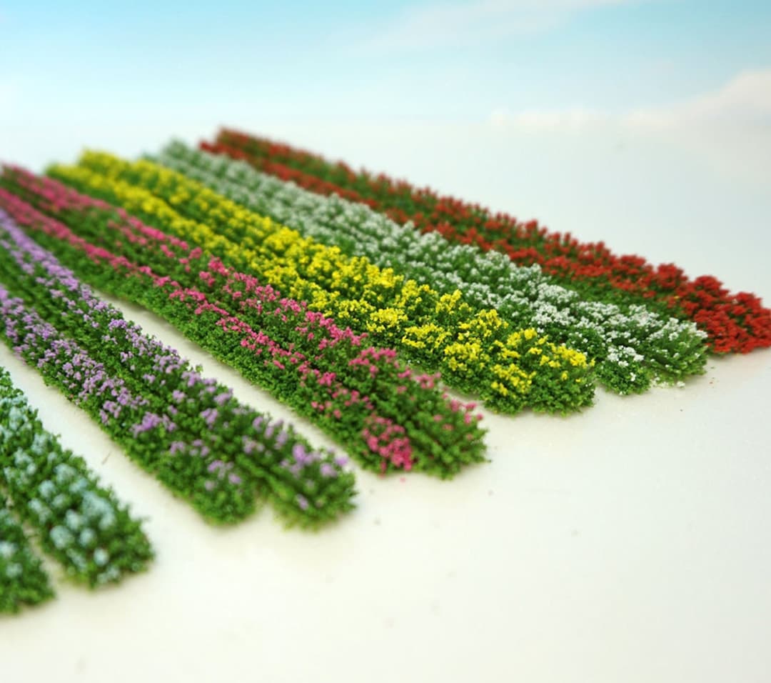 Miniature Flower Tufts: Railway, Diorama, Fairy Garden Scenery (6pcs ...