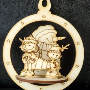 3D Round Reindeer Scene Ornament - Etsy