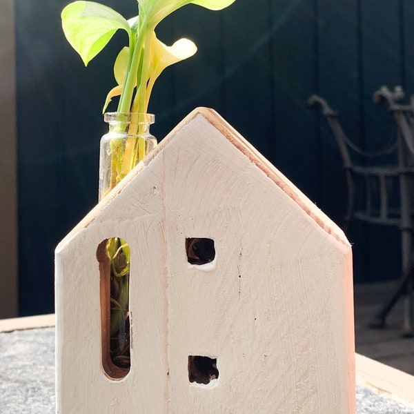 The Nightingale - DIY Birdhouse Kit: Create Your Feathered Friends ...