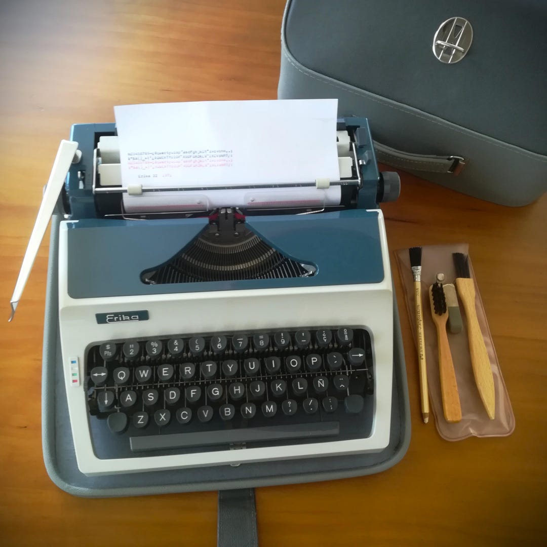 1971 Erika 32 Vintage Typewriter, Made in East Germany, Working and ...