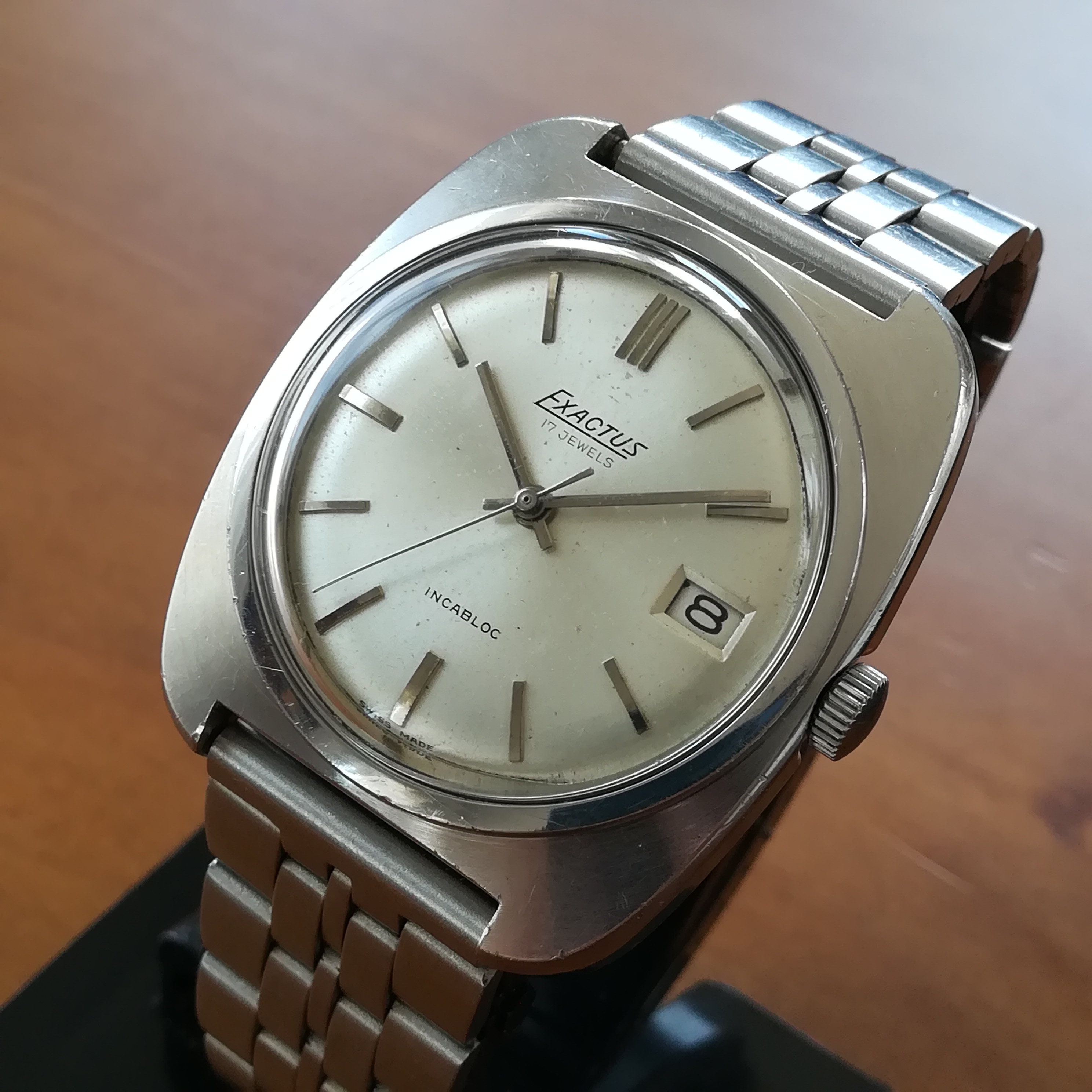 1960s EXACTUS Vintage Watch, With Date, 36.5 Mm, Working and Serviced ...