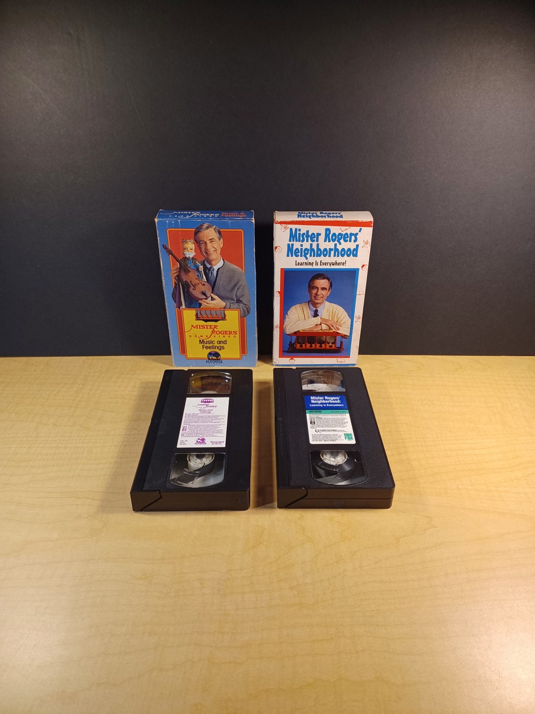 Mister Rogers: 2 VHS Lot - Music and Feelings 1986 (rare)/learning is ...