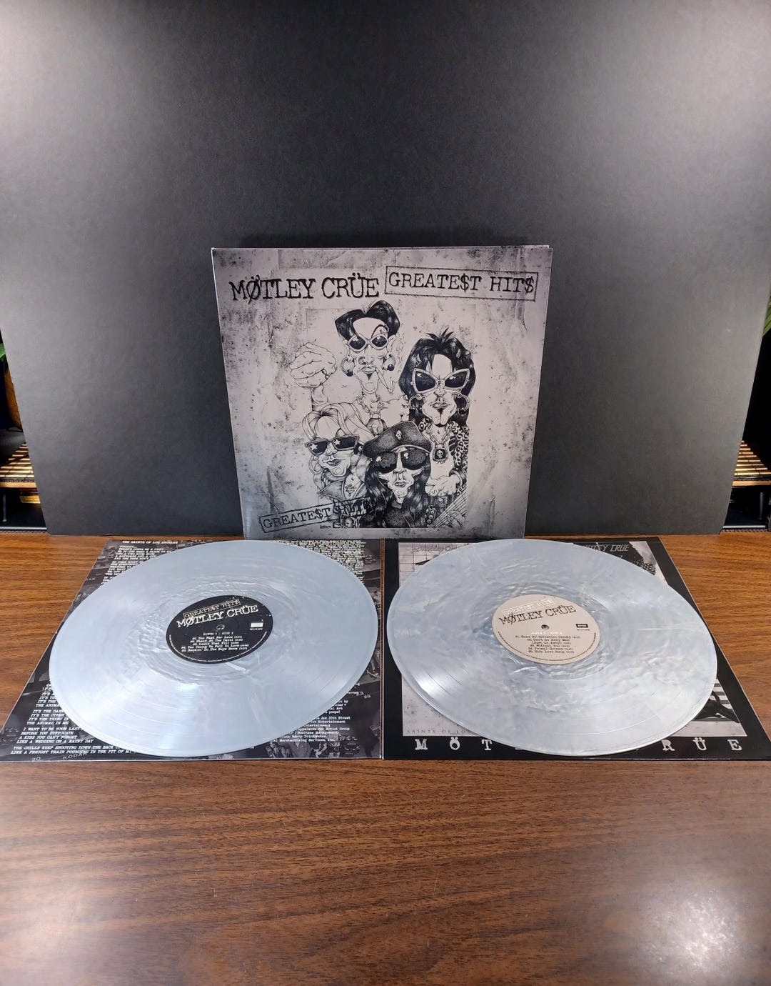 Motley Crue: Greatest Hits, 2 Album Set *limited Edition Silver Foil ...