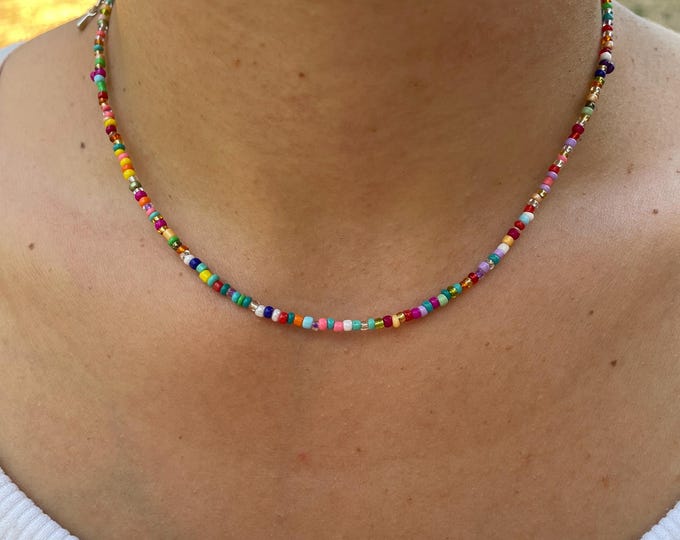 Theia~ Perlenkette Kette bunt gold Glasperlen Choker Personalisierbar ...