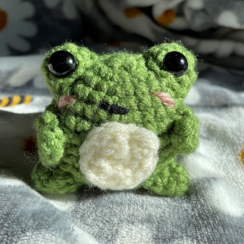 Toys & Games Strawberry frog plush toy Green frog stress buddy Cute ...