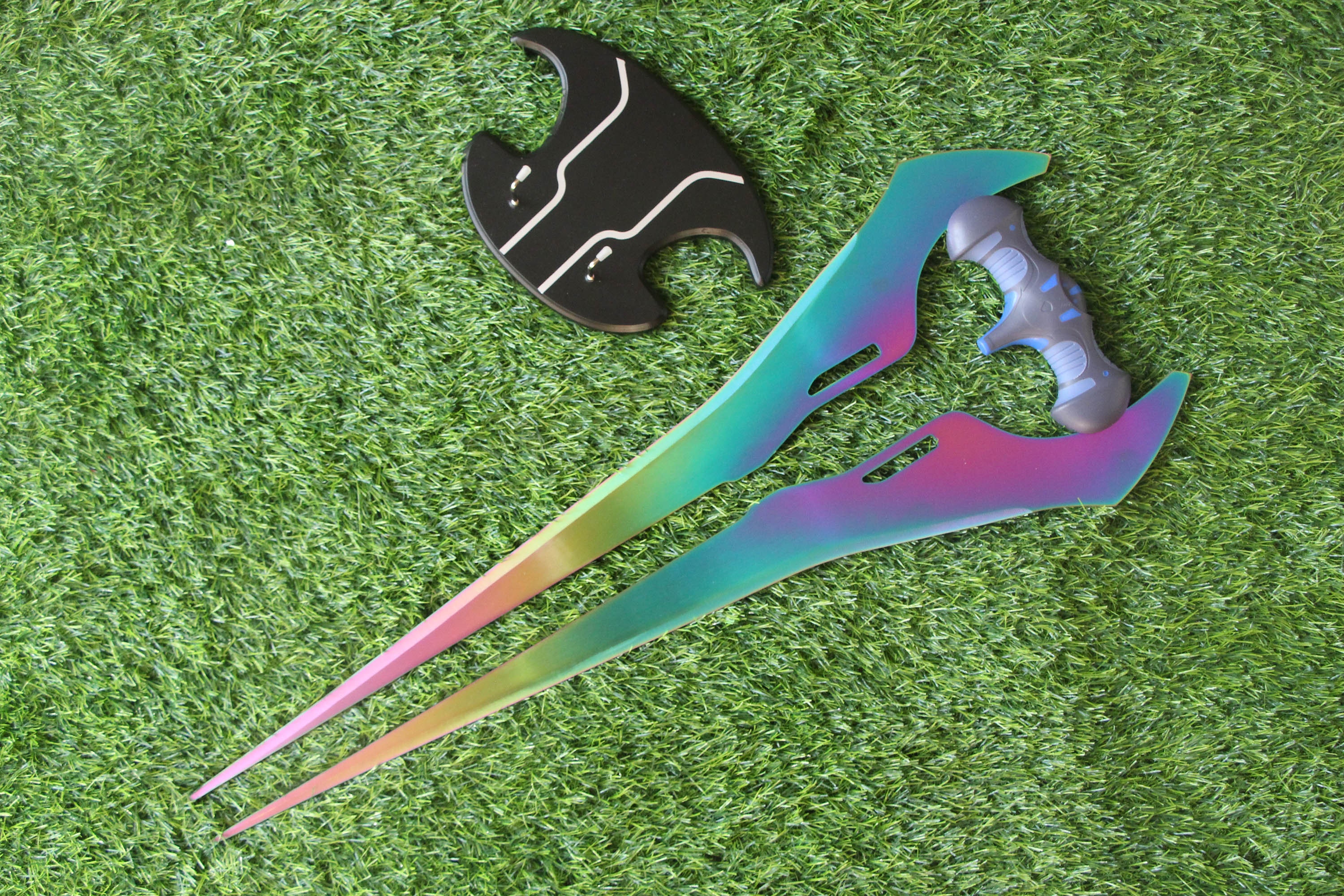 Halo 4 Energy Sword Crossed