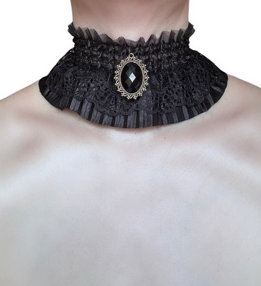 Black Stretch Pressed Pleated Lace Choker With a Black Faux Gem Pendant ...
