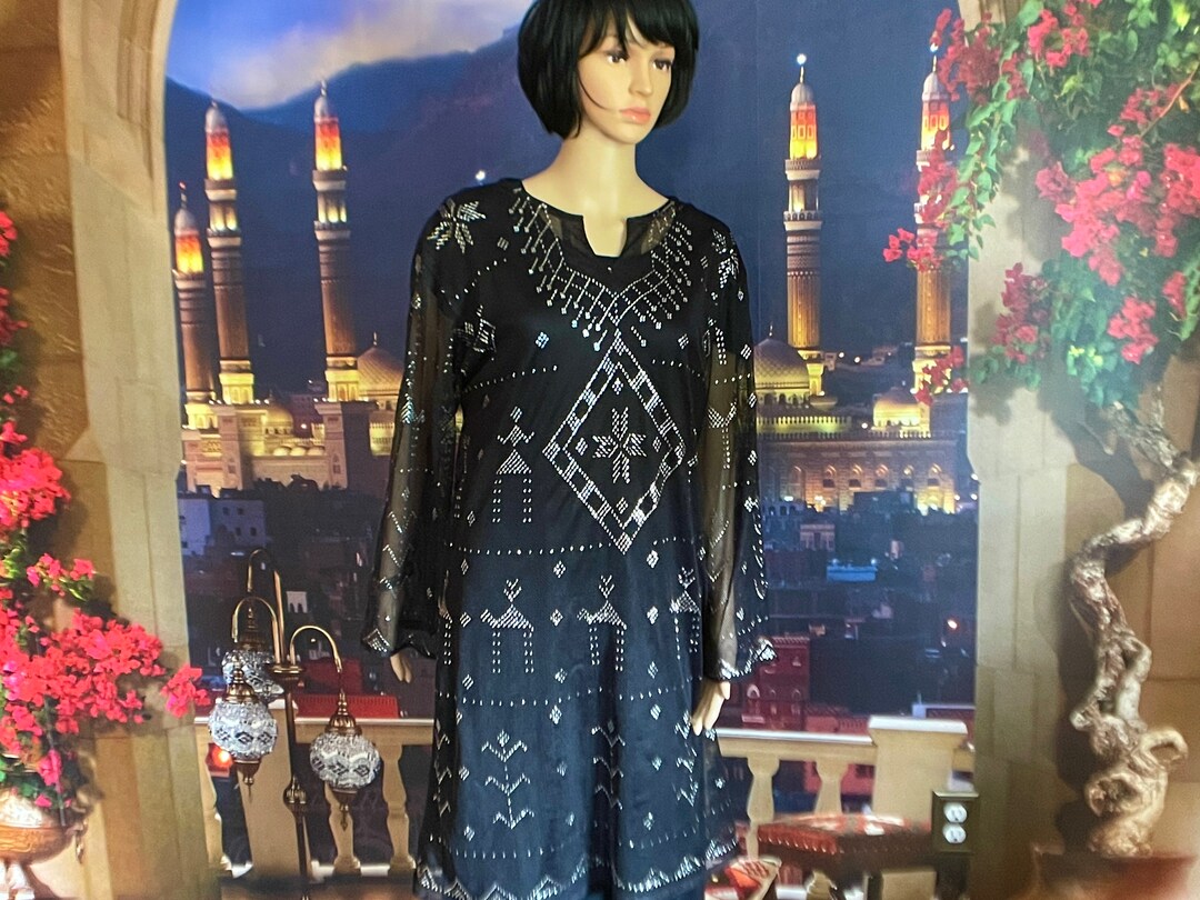 Lightweight Bright Silver on Black Egyptian Assuit Dress/ Galabeya ...