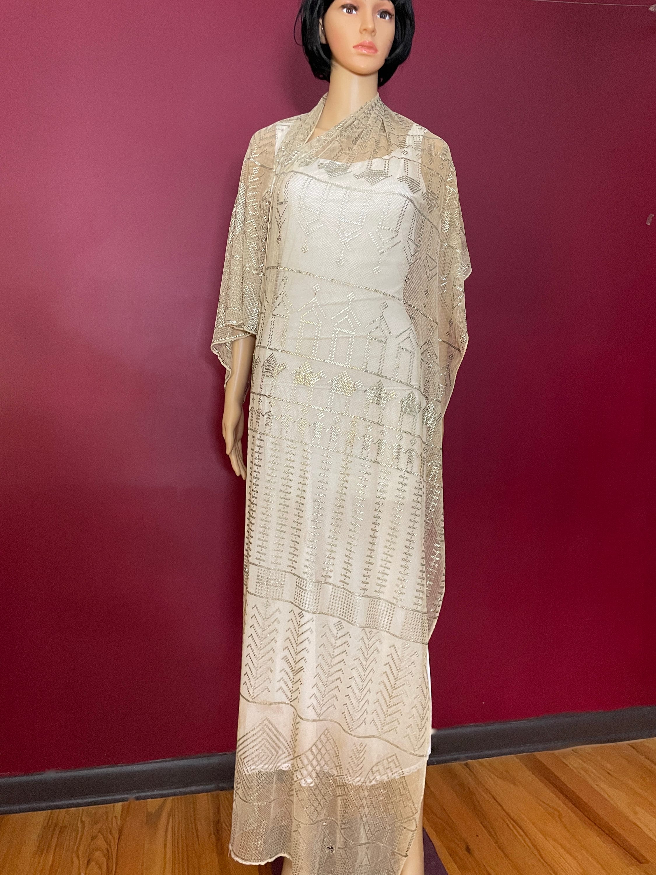 1920's Cream VINTAGE Egyptian ASSUIT W/silver UNIQUE Patterns ...