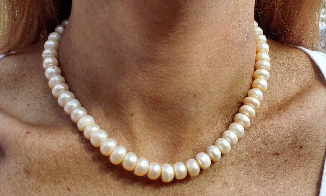 Pink Button Pearl Necklace. Pink Pearl Choker. Chunky Pearl Necklace - Etsy