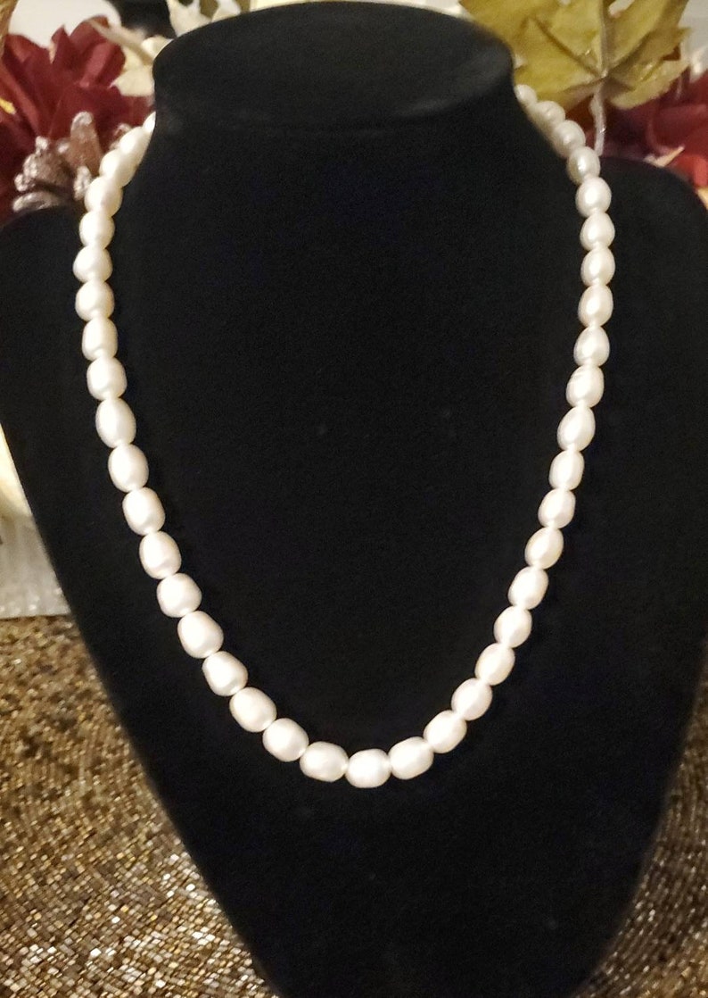 Large Pearl Necklace With Toggle Clasp. Cultured Pearls. Real Pearl ...