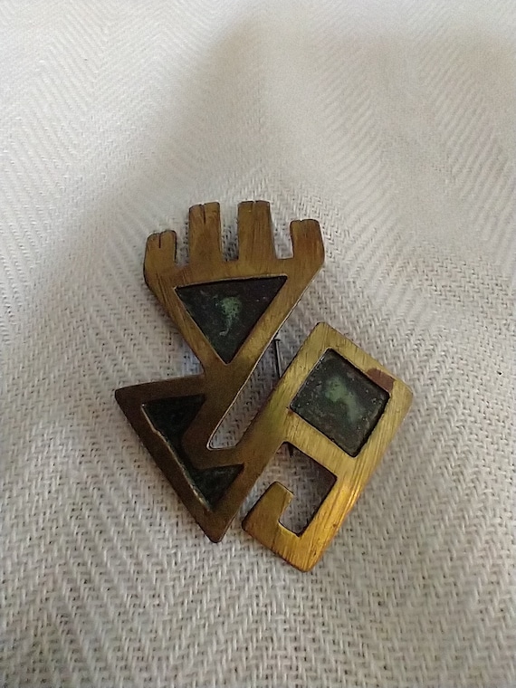 vintage pins Aztec and south west design - Gem