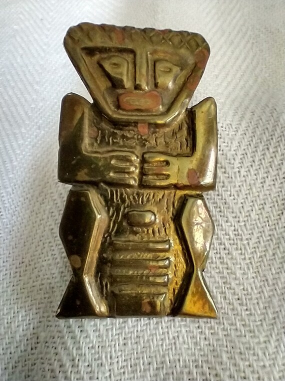 vintage pins Aztec and south west design - Gem