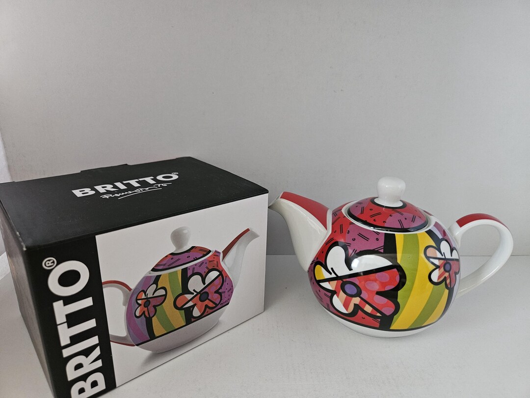 Romero Britto Teapot, Drawing - Flower. Signature and License on the ...