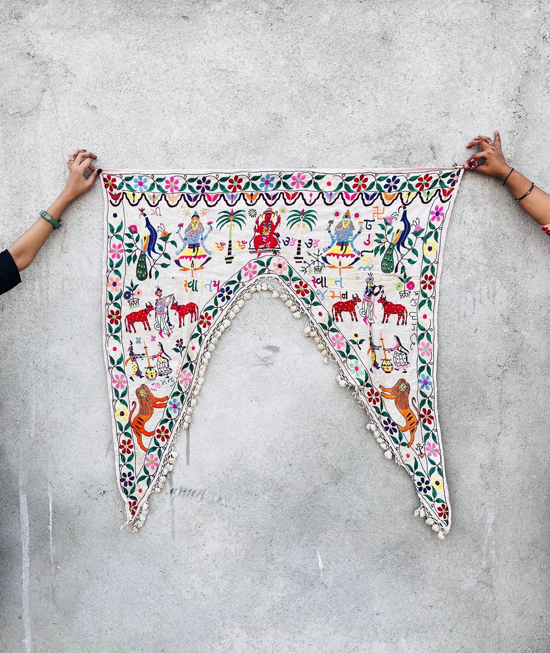 Vintage Banjara Toran, Kuchi Embroidery Toran Indian Toran Boho Antique ...