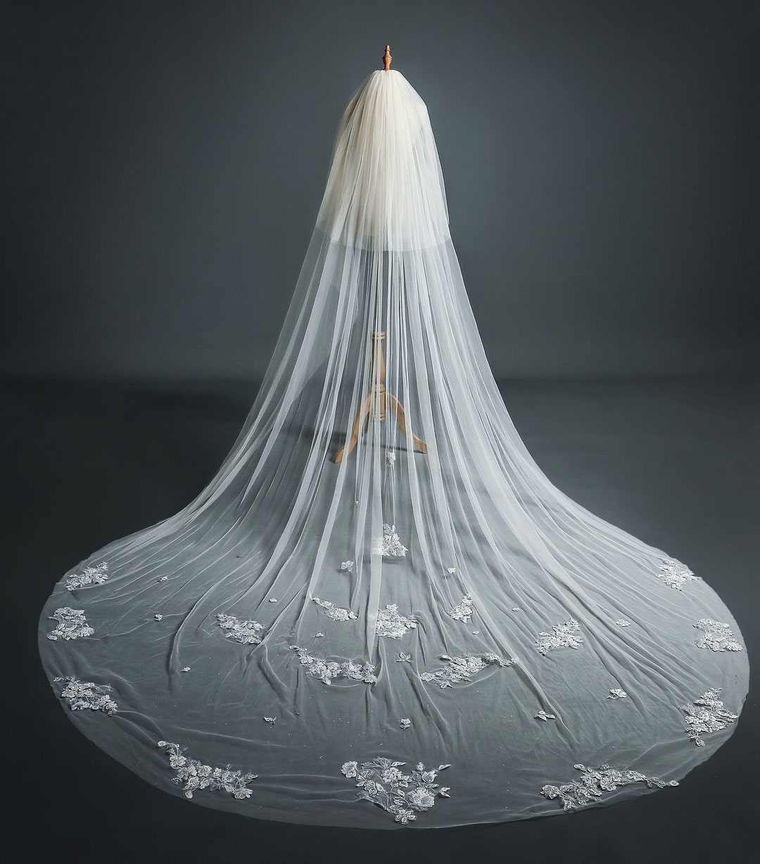 Handmade Bridal Veil Veil Bridal Wedding Ceremony Long Tail Veil ...