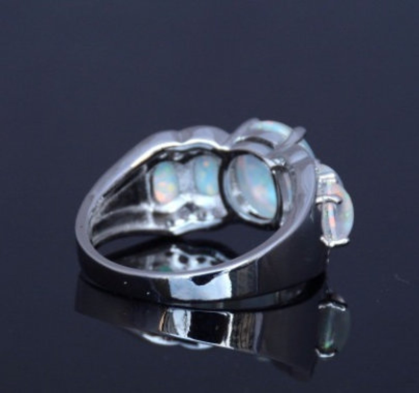 Five Oval Diamonds Opel Ring - Etsy