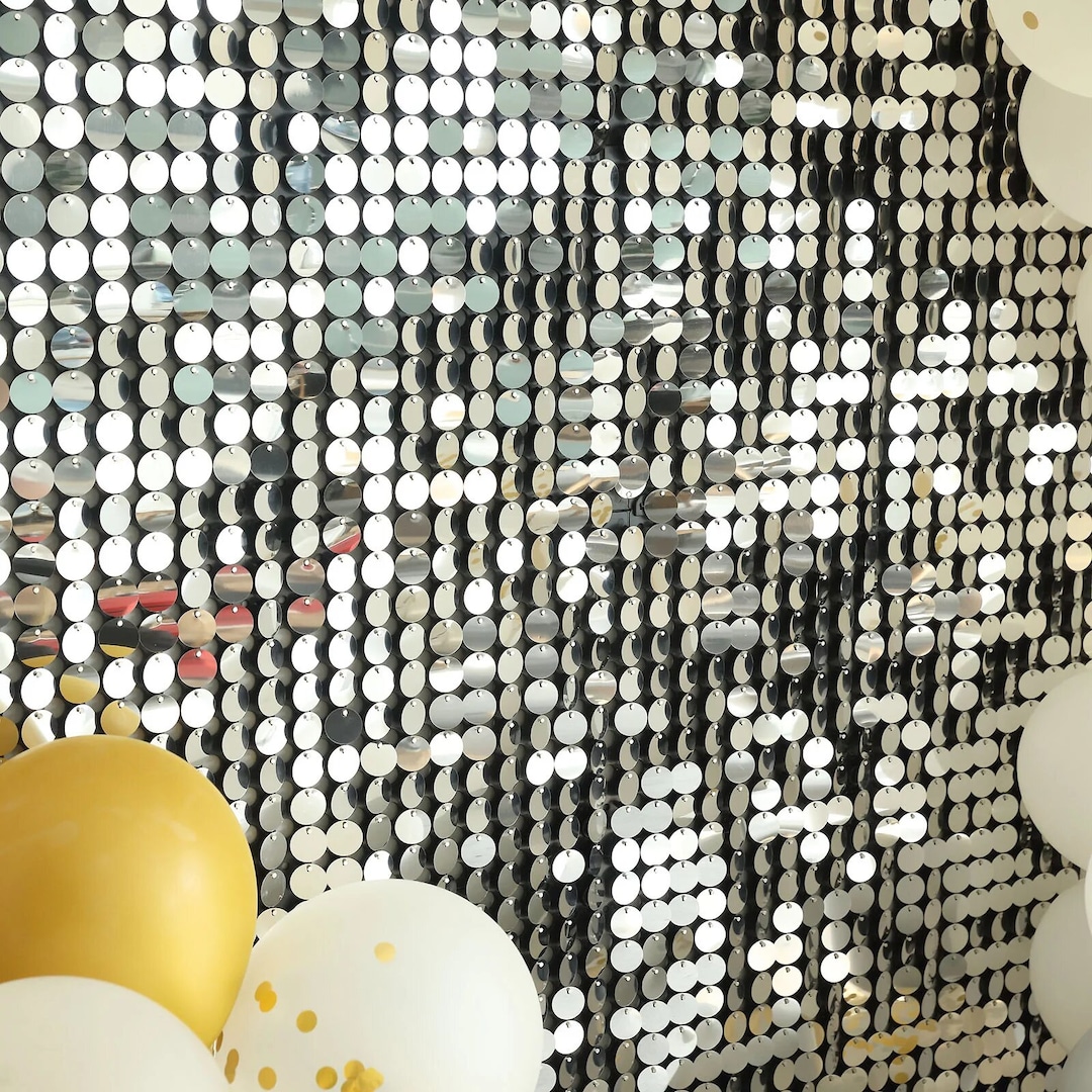 10 Panels | Ritzy Silver Sequin Shimmer Wall Backdrop Panels, Round ...