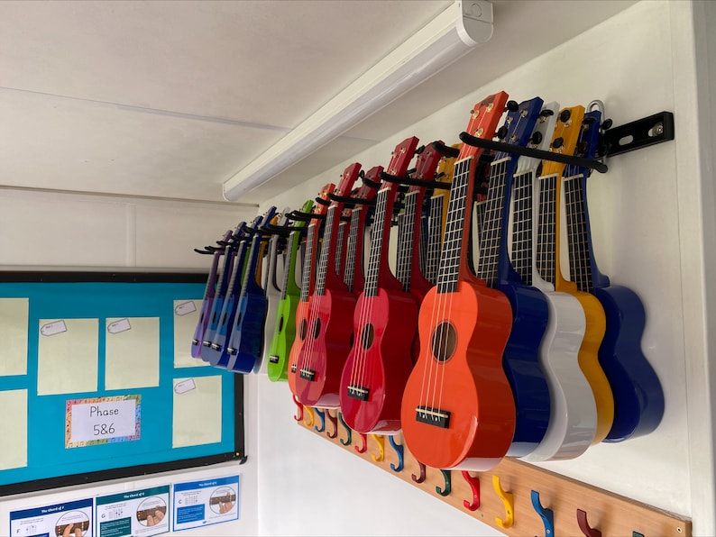 Ukulele Wall Rack: Space-saving Ukulele Storage - Ideal for Classrooms ...