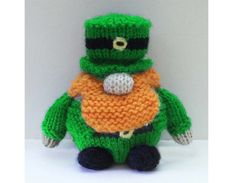 KNITTING PATTERN - Lucky Leprechaun Chocolate Orange Cover / 11 Cms ...