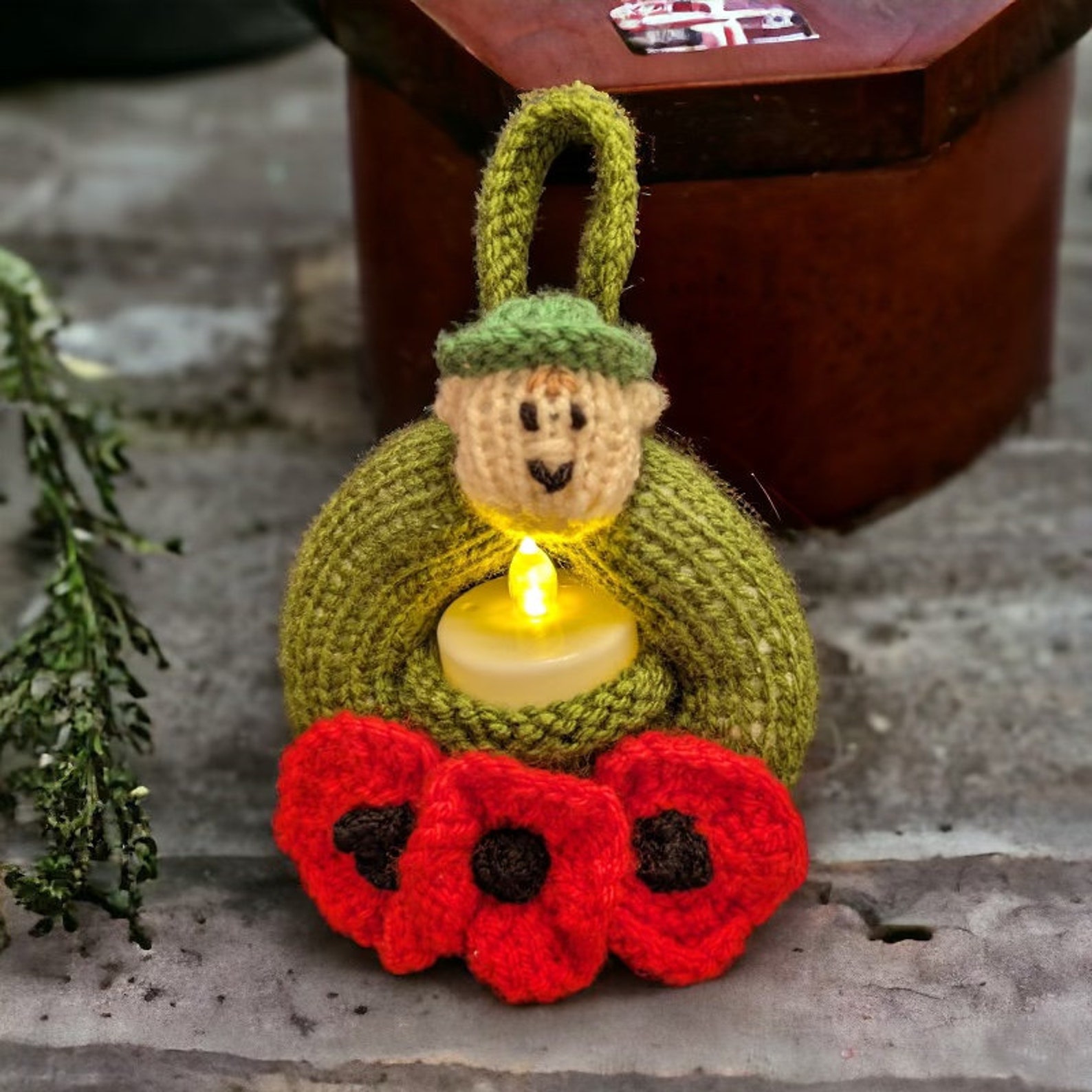KNITTING PATTERN - Memorial Remembrance Day Tealight Wreath Hanging ...