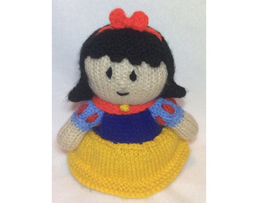 KNITTING PATTERN - Snow White Inspired Chocolate Orange Cover or 15 Cms ...