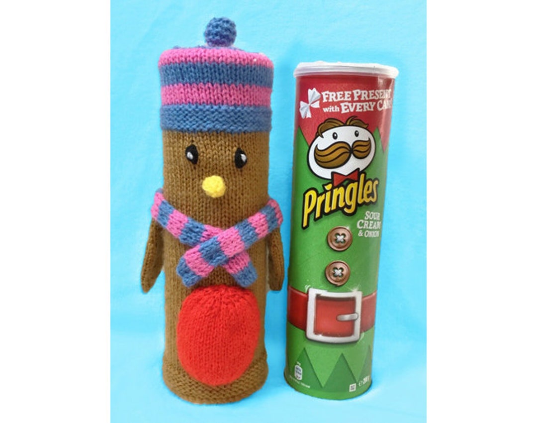 KNITTING PATTERN - Christmas Robin Pringles Crisps Holder 26 Cms - Etsy UK