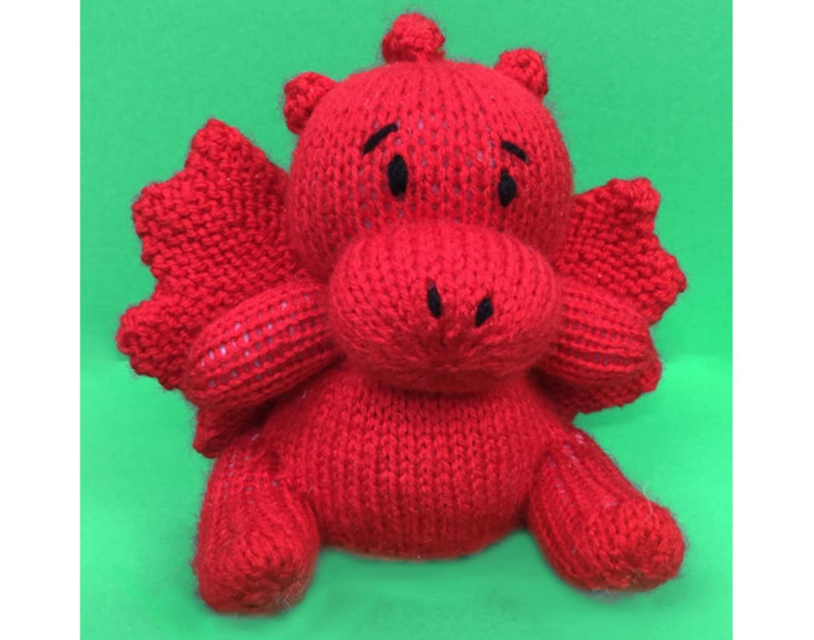 KNITTING PATTERN Dewi the Welsh Dragon Chocolate Orange - Etsy