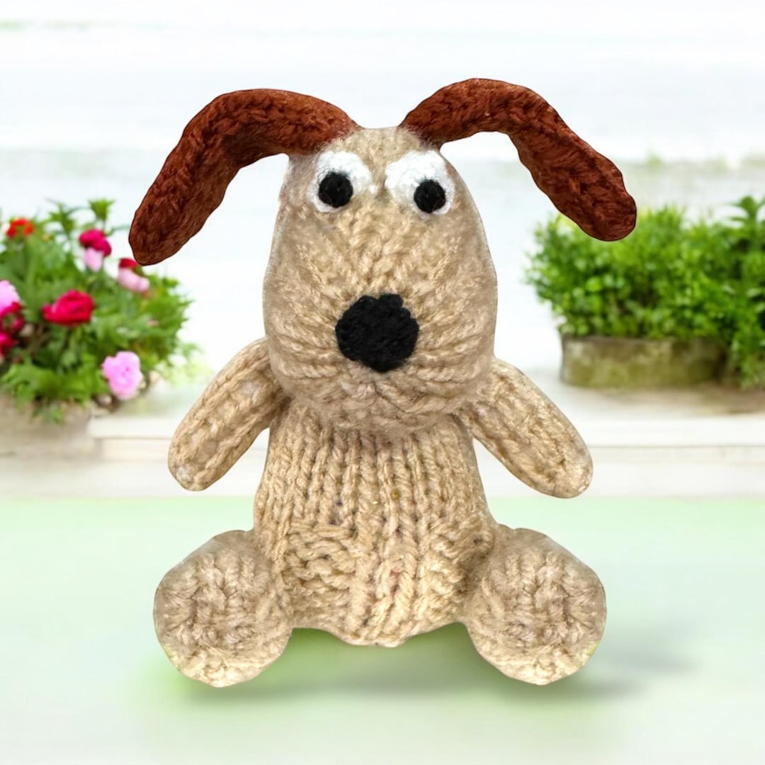 KNITTING PATTERN - Inventor Dog Inspired Choc Cover Fits Easter Creme ...