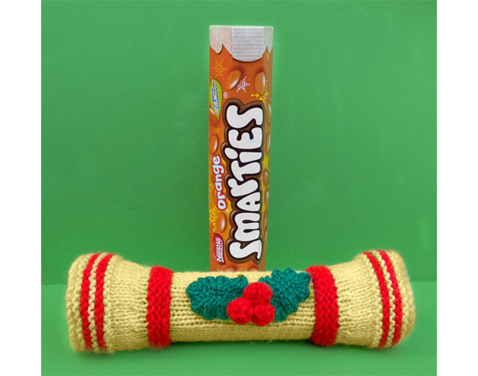 KNITTING PATTERN - Christmas Cracker Smarties Sweet Holder 22 Cms - Etsy