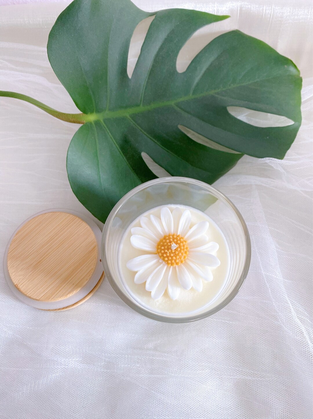Flower Candle, Daisy Flower Candle, Floral Candle With Bamboo Lid ...