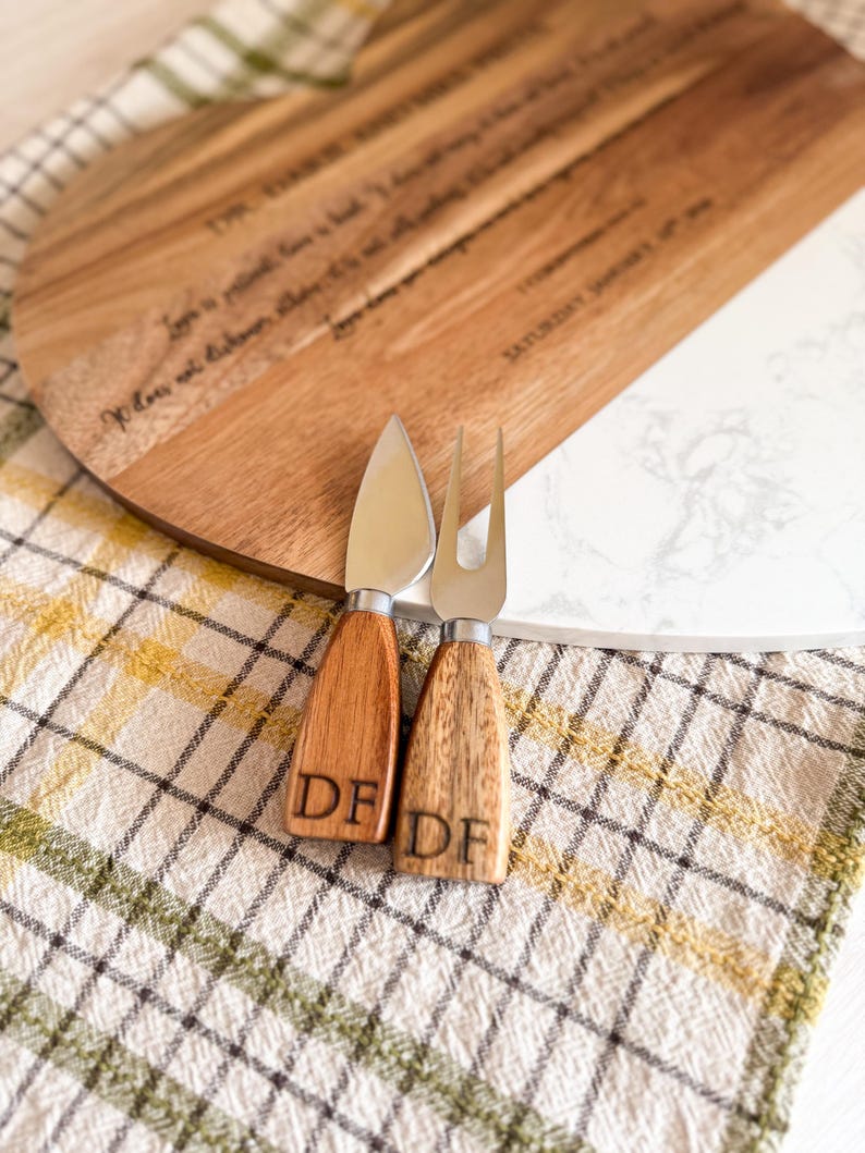 Heart Shaped Acacia Wood & Marble Cutting Board, Anniversary Gift - Etsy