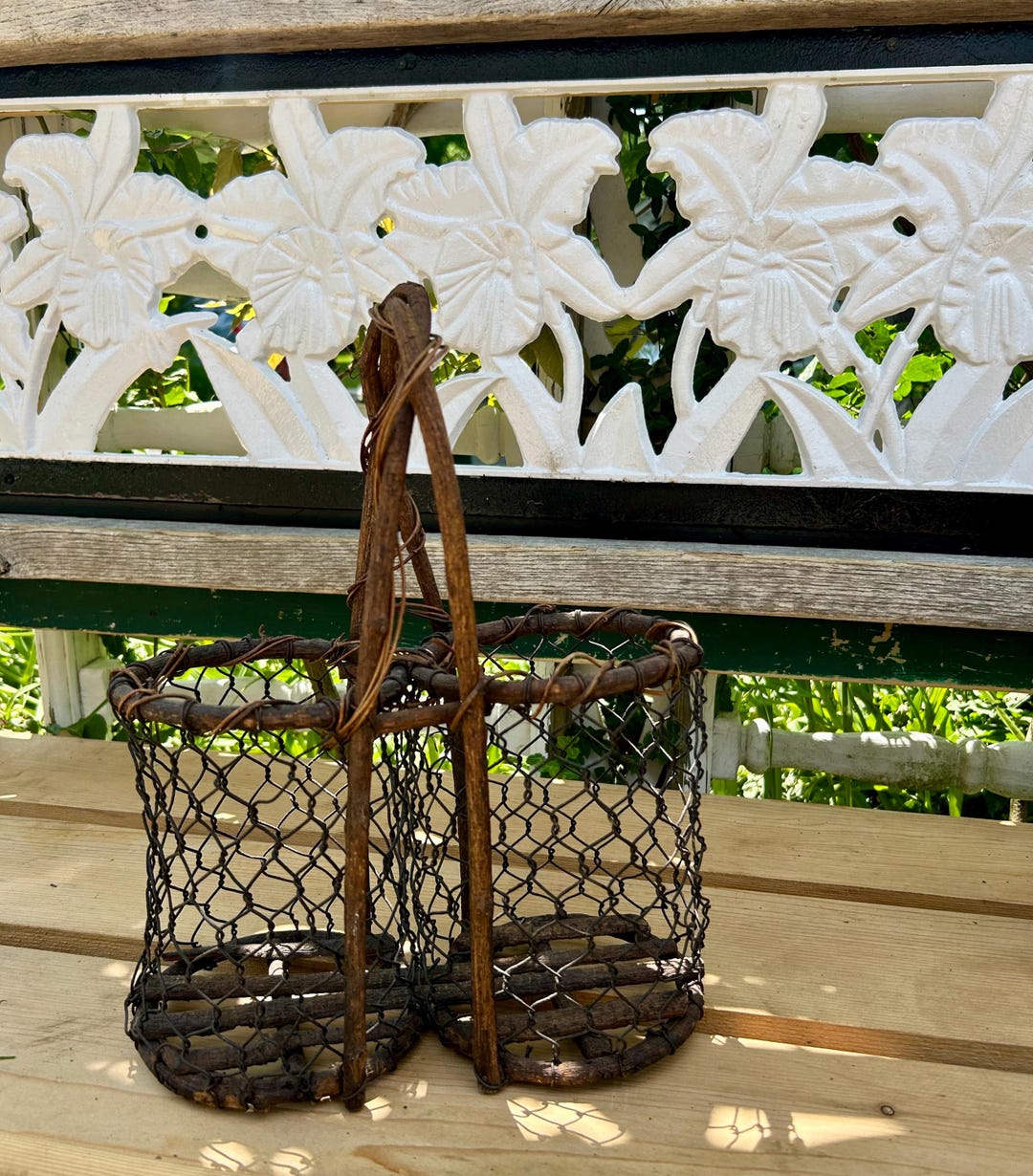 North Fork Vinyard Wine Basket Made From Grapevine, Twig and Chicken ...
