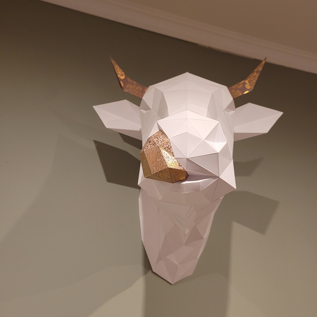 Wolf Licking His Nose in 3D Papercraft. Build Your Own Paper Sculpture ...