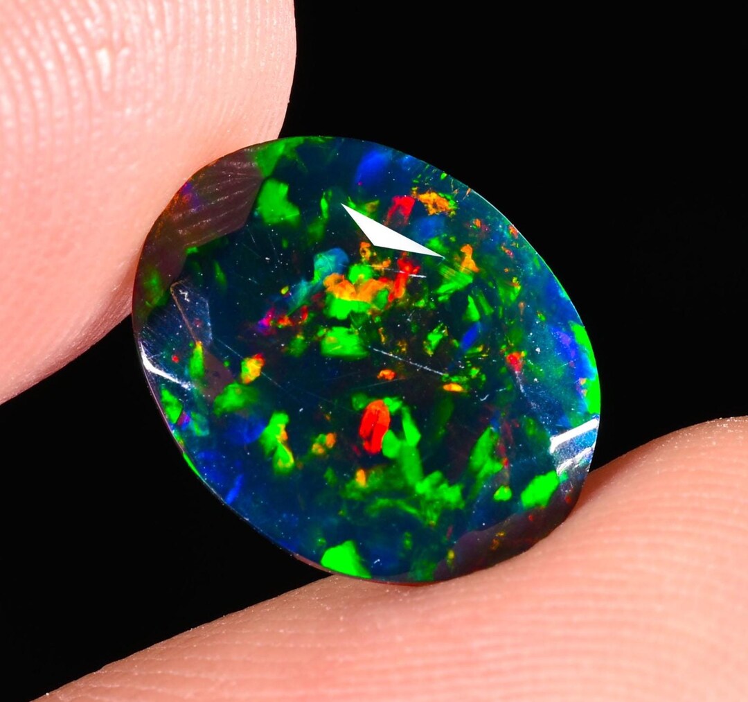 1.85 CTS Ethiopian Black Opal Oval Cut , AAA Quality, Pin Fire Opal ...