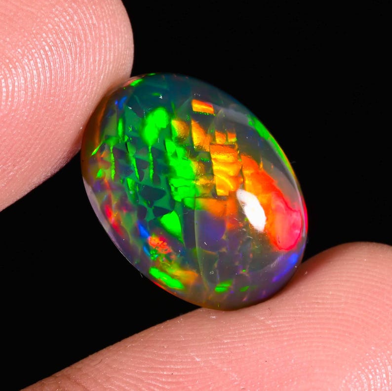 6.30 CTS Natural Ethiopian Opal Cabochon, AAA Quality, Rainbow Opal ...
