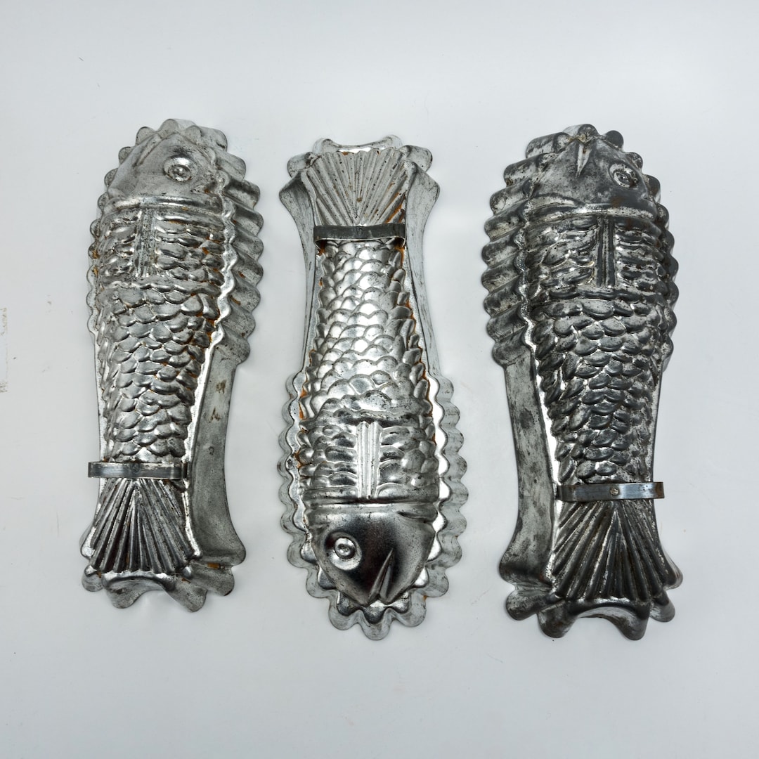 Large Vintage Metal Fish Pate Moulds. Cake or Jelly Mould. Rustic ...