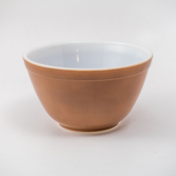 Home & Living PYREX Town & Country Brown #401 Small Mixing Bowl 1 12 ...